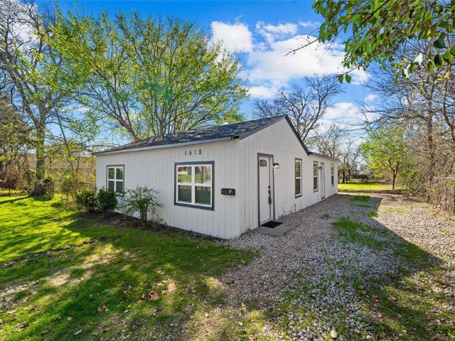 1512 NE 34th St, Fort Worth, TX 76106 | MLS #21210 | Compass