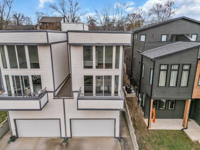 1512 A Boscobel St, Nashville, TN 37206 | MLS #3147 | Compass
