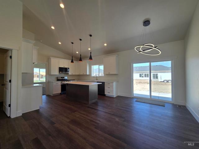 1512 Belle Drive