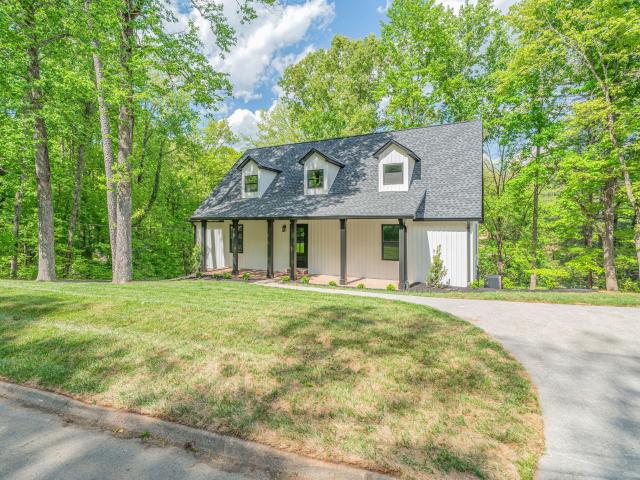 1512 Brentwood Drive