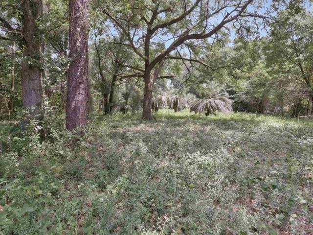 1512 E Burgess Rd, Pensacola, FL 32504