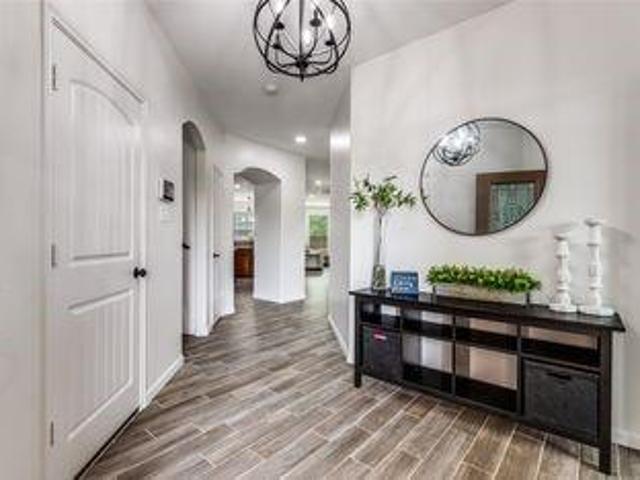 1512 Greenbrier Drive