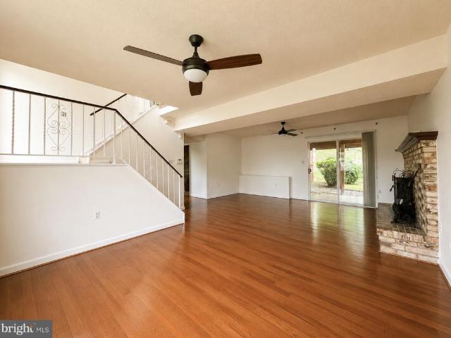 1512 Jomar Drive