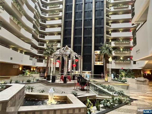 1512 Palisade Avenue # 10P