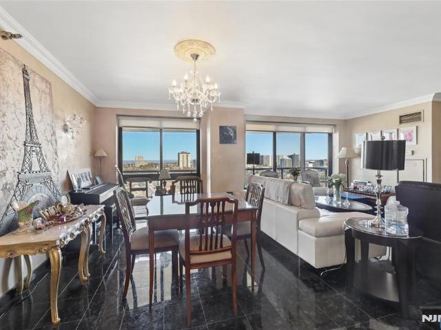 1512 Palisade Avenue # 17A