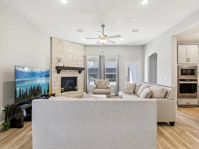 1512 Quentin Drive