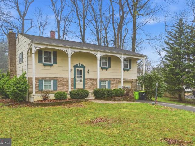 1512 Steeplechase Drive