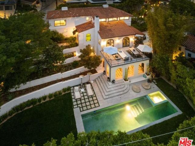 1512 Sunset Plaza Dr, Los Angeles, CA 90069