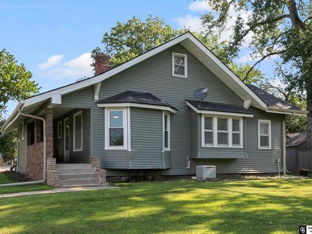 1512 S 33rd St, Lincoln, NE 68506