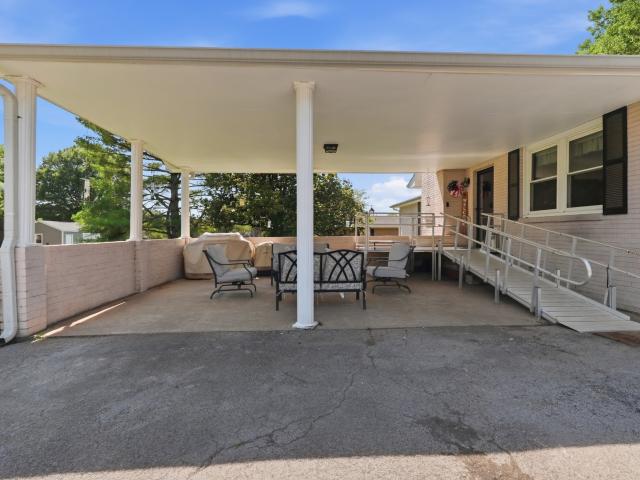 1512 Smith Dr