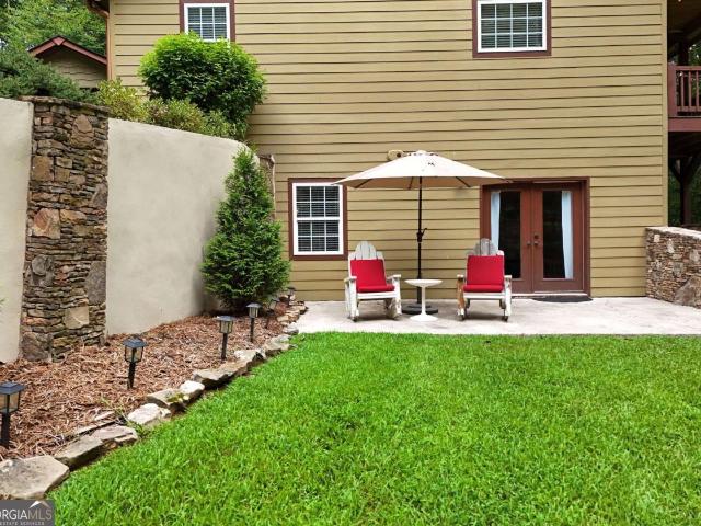 1512 Smithfield Lane