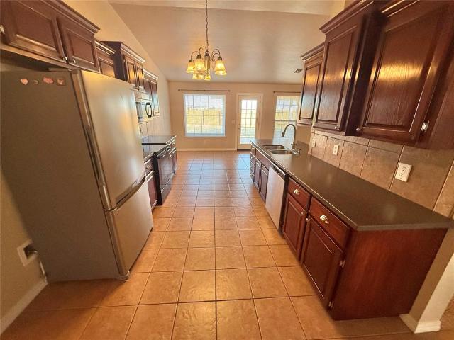 1512 sommerset place