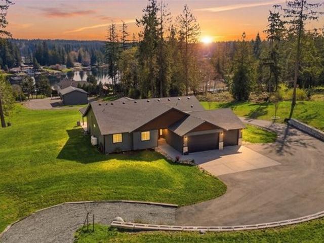 1512 th Ave NW, Stanwood, WA 98292