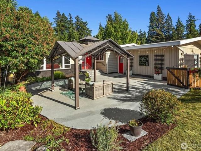 1512 th Ave SE, Bellevue, WA 98008