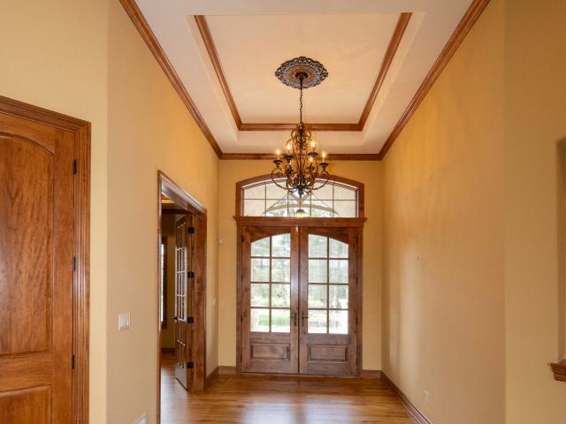 1512 W County Line Rd