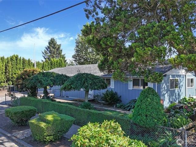 1512 5th Ave SW, Puyallup, WA 98371