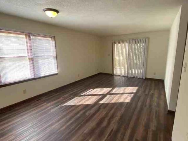 1512CV 2 Bedroom Apartment for Rent at 1512 Collegeview Ave, Raleigh, NC 27606 Southwest Raleigh