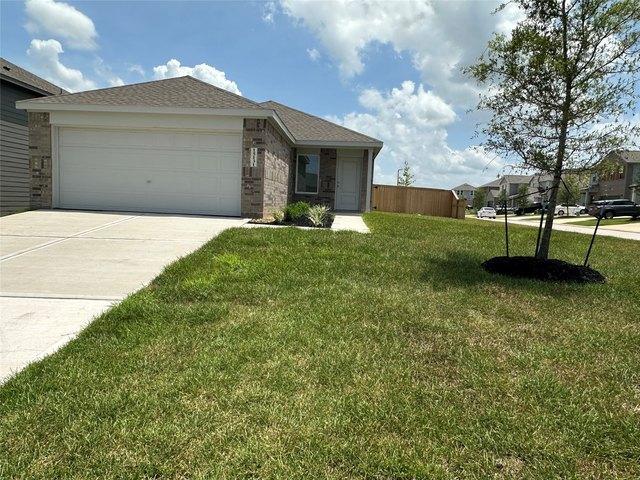 15131 Willowwater Dr, Montgomery, TX 77316