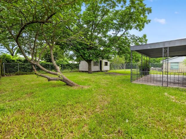 15131 Oakwood Lane