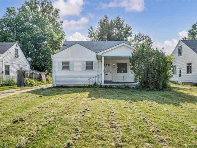 1513 Maple Drive