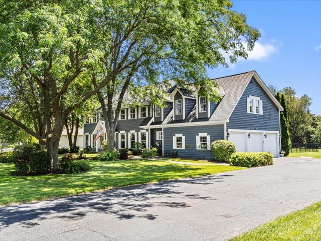 1513 N Applewood Lane