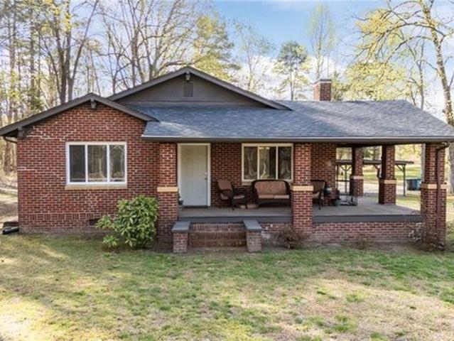 1513 NC Highway 62 W, Archdale, NC 27263