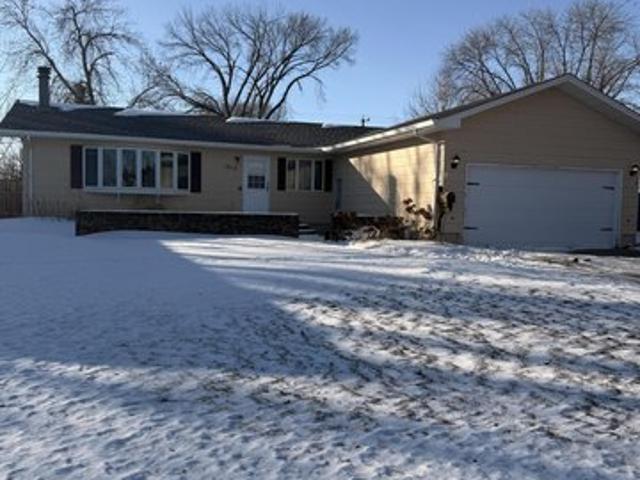 1513 / Ave NE, Jamestown, ND 58401