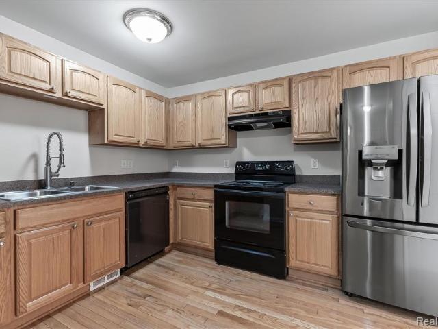 1513 Anne Drive