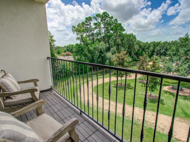 1513 Cunningham Parc Lane