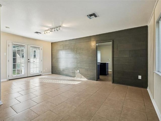 1513 Disney Drive