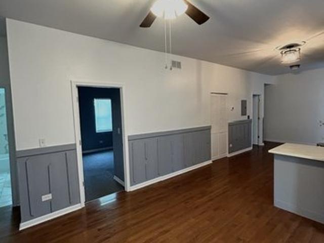 1513 E 93rd St, Chicago, IL 60619