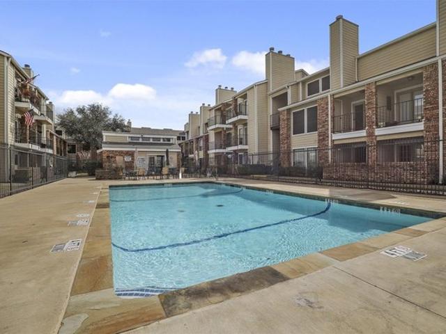1513 E Interstate 30 Apt 127, Garland, TX 75043
