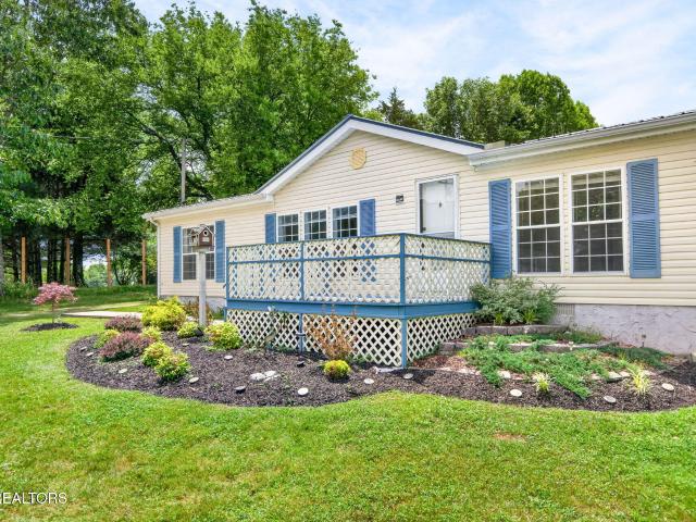 1513 Earl Jones Rd