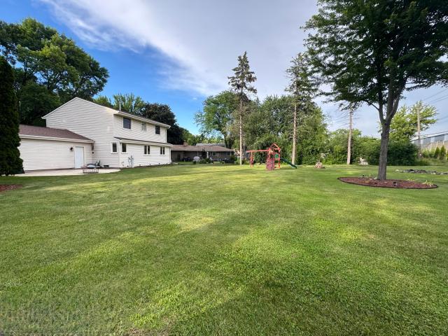 1513 Greenway Ter