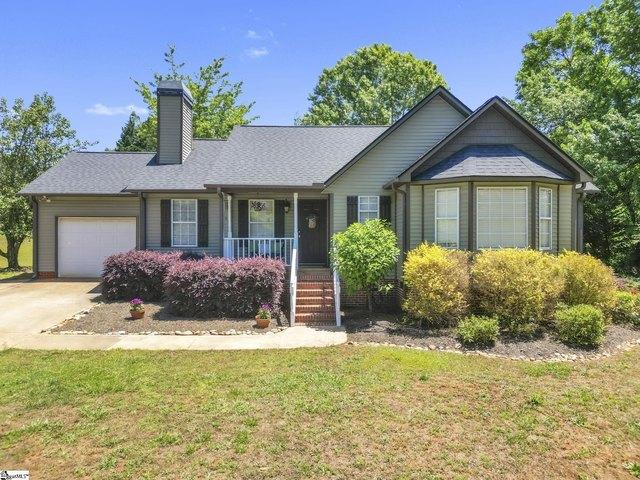 1513 Henderson Gap Rd, Greer, SC 29650