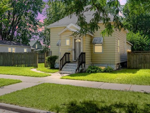 1513 Liberty St, La Crosse, WI 54603