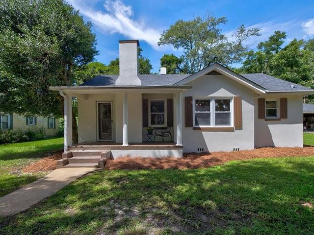 1513 Sarsfield Ave, Camden, SC 29020