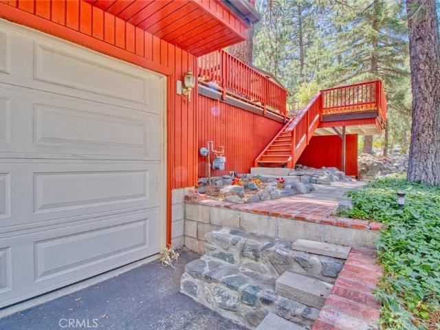 1513 Twin Lakes Rd, Wrightwood, CA 92397 | MLS #HD26006