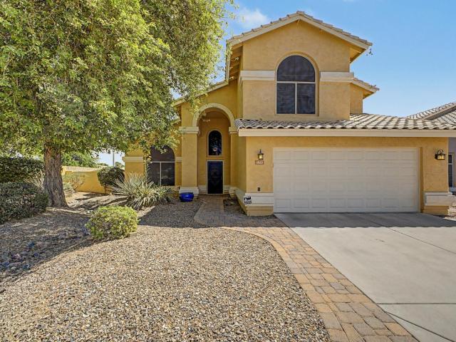 1513 W Lark Drive