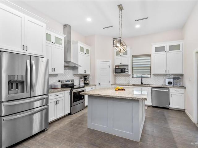 1513 Zenith Drive