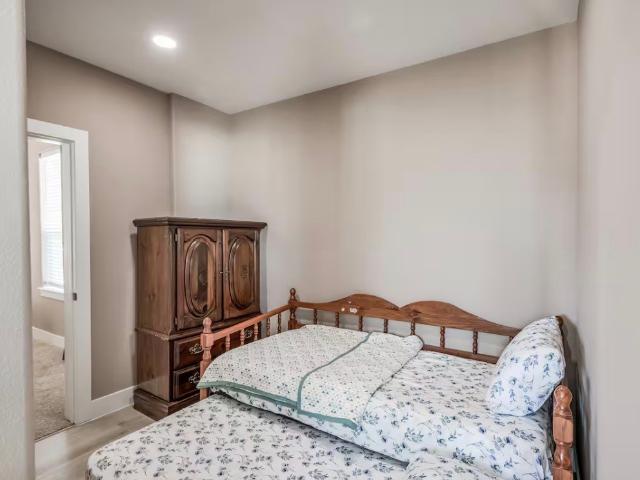 1513 40th St, Galveston, TX 77550 | MLS #38413