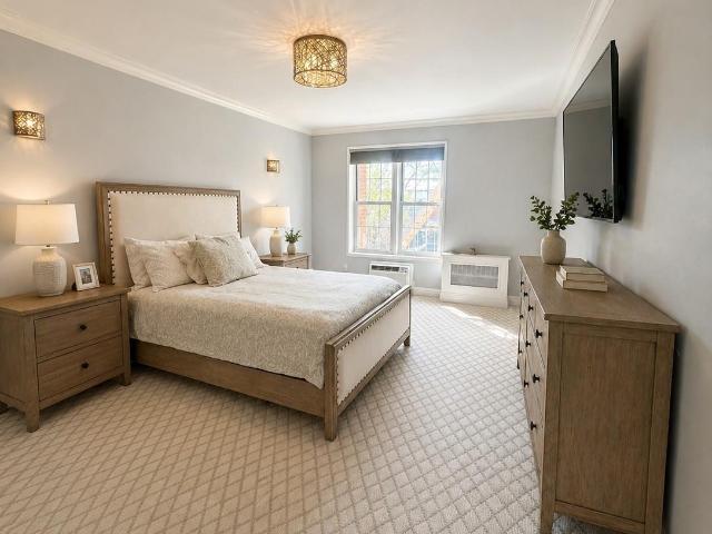 151 3 th Street, Unit 2M