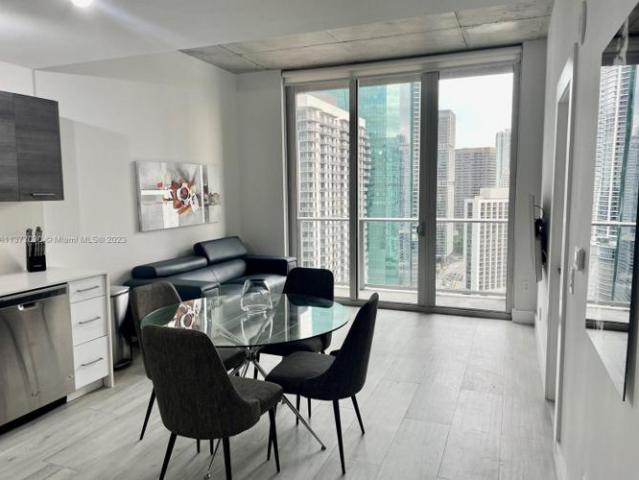 151 1st St SE #2505, Miami, FL 33131