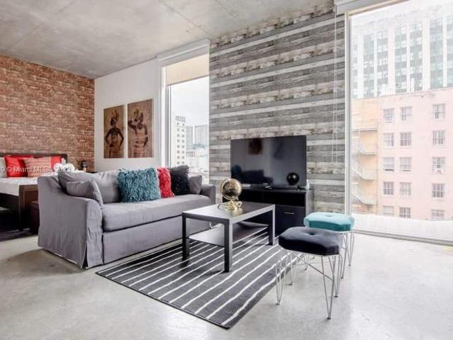 151 1st St SE #804, Miami, FL 33131