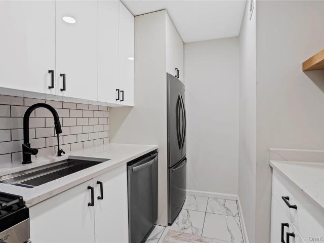 151 2 th Street 4E