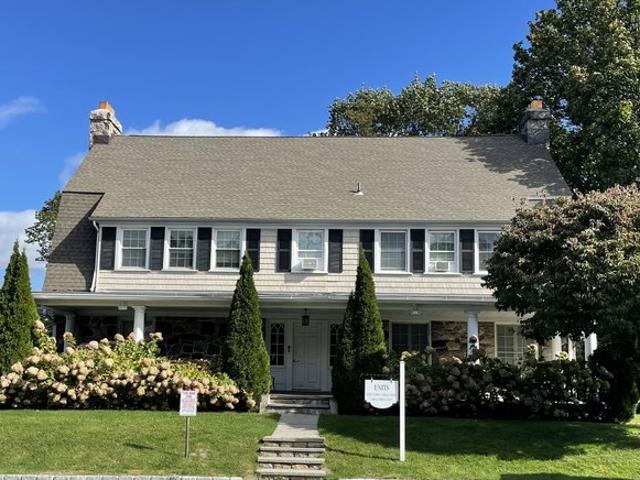 151 Courtland Ave Apt 1, Stamford, CT 06902