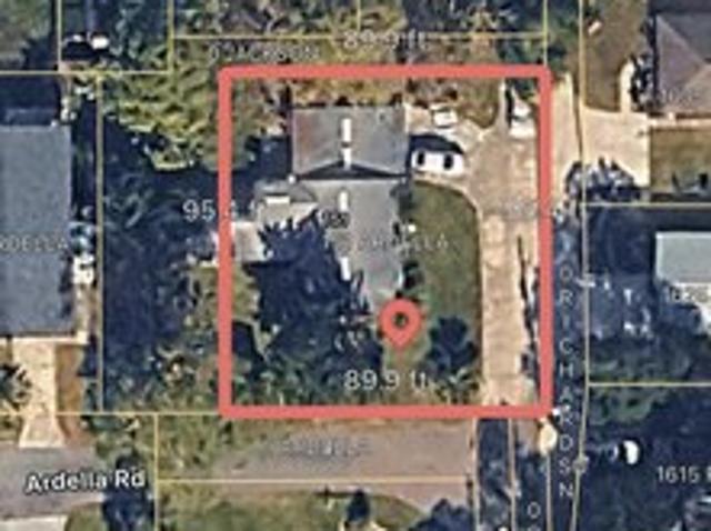 151 Ardella Rd, Atlantic Beach, FL 32233