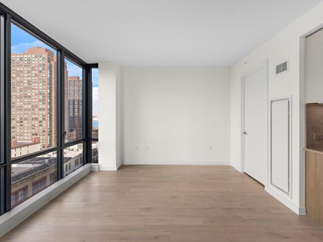151 Bay St # 2101