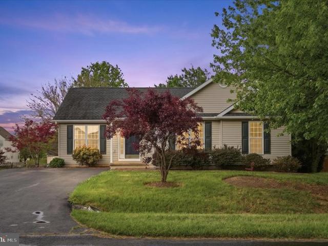 151 Barrel Horse Dr, Charles Town, WV 25414