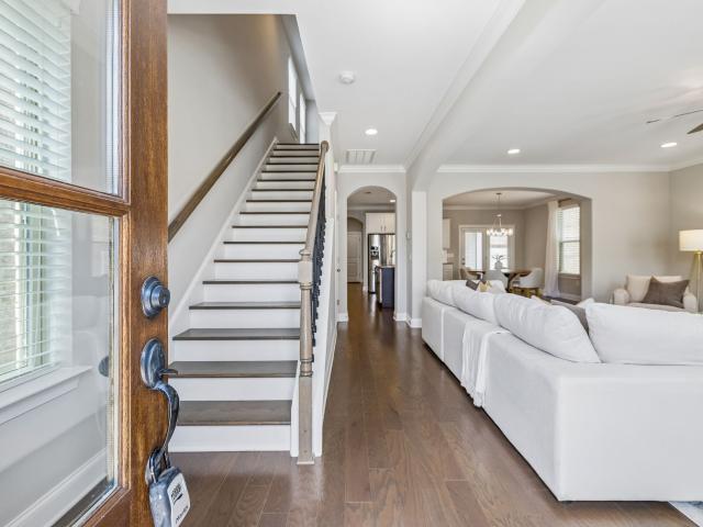 151 Benjamin Ln